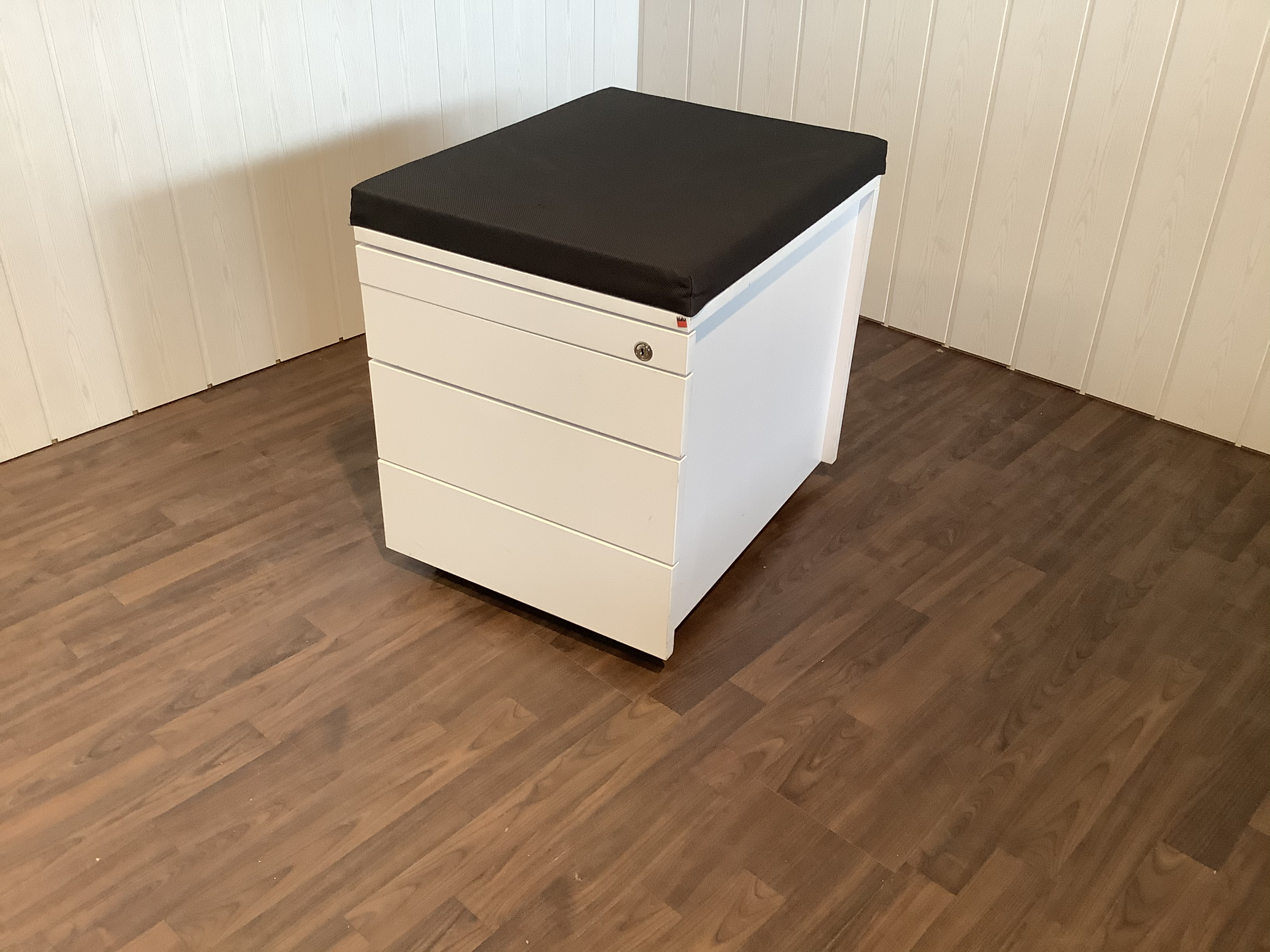 Rollcontainer/High-Caddys / bueromoebel-outlet.at